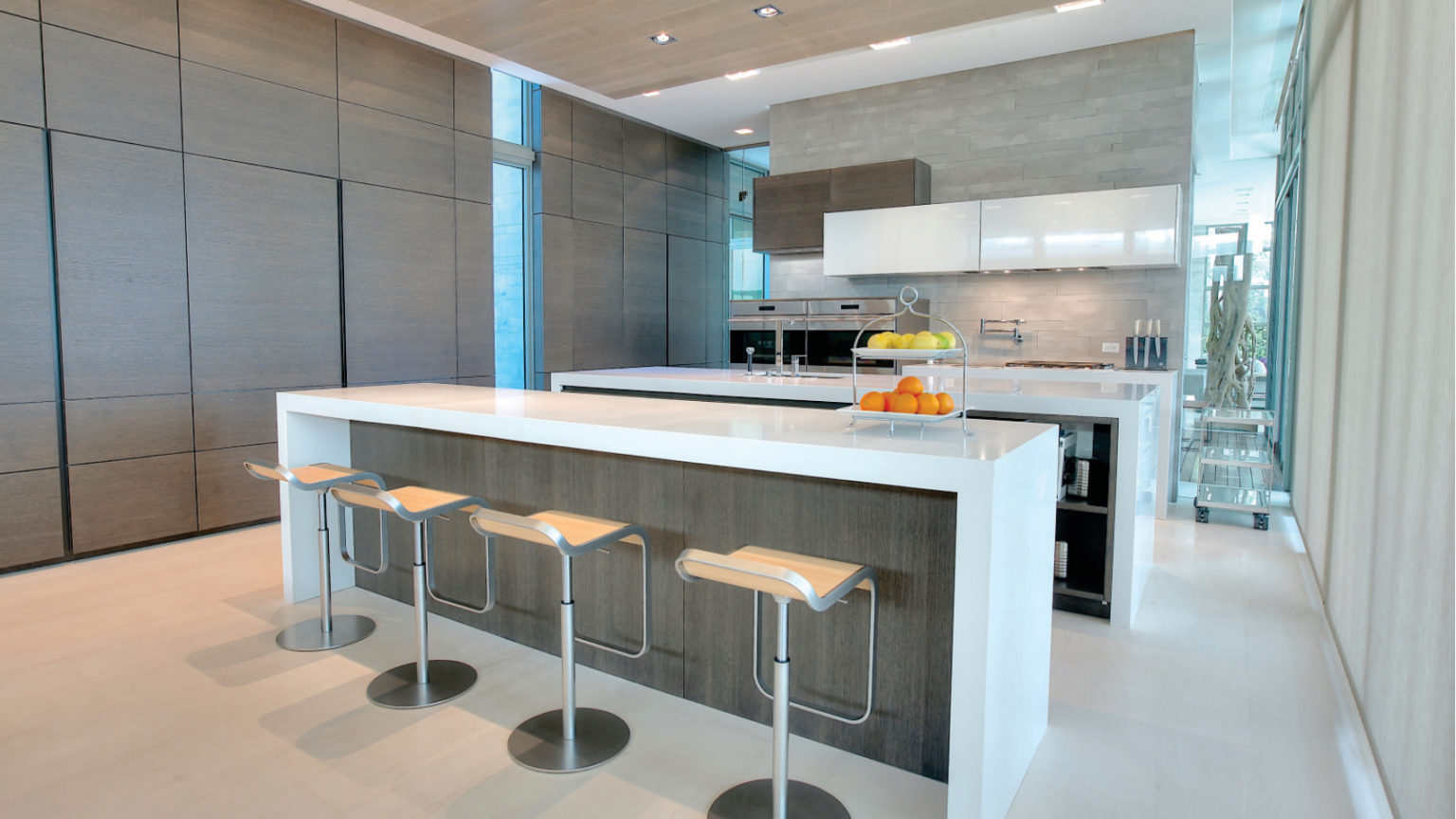 Luxury Kitchens, Furniture, Bathrooms, Outdoors Designs in Miami